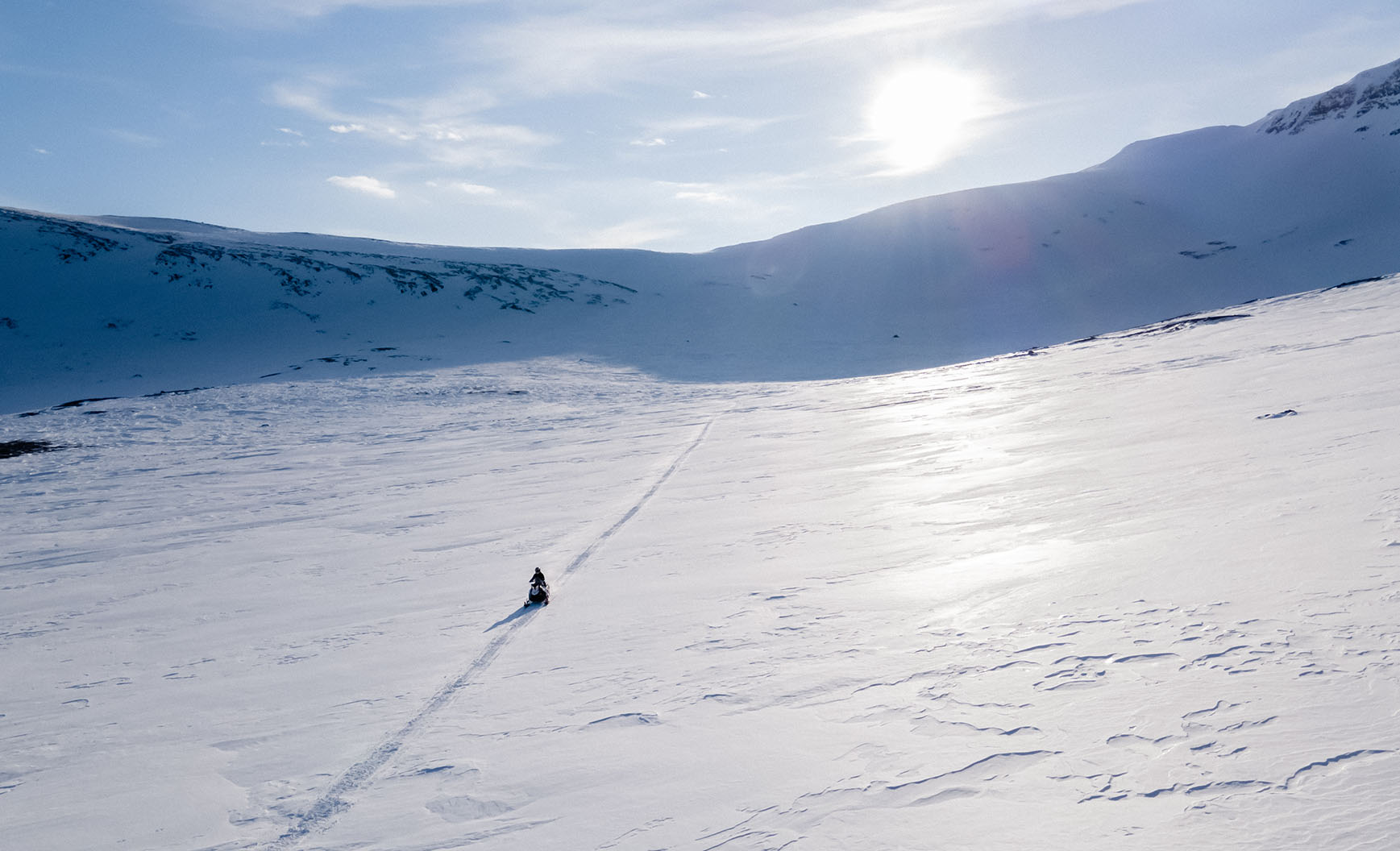 Multi-day expeditions among snow and ice - Kiruna Lappland